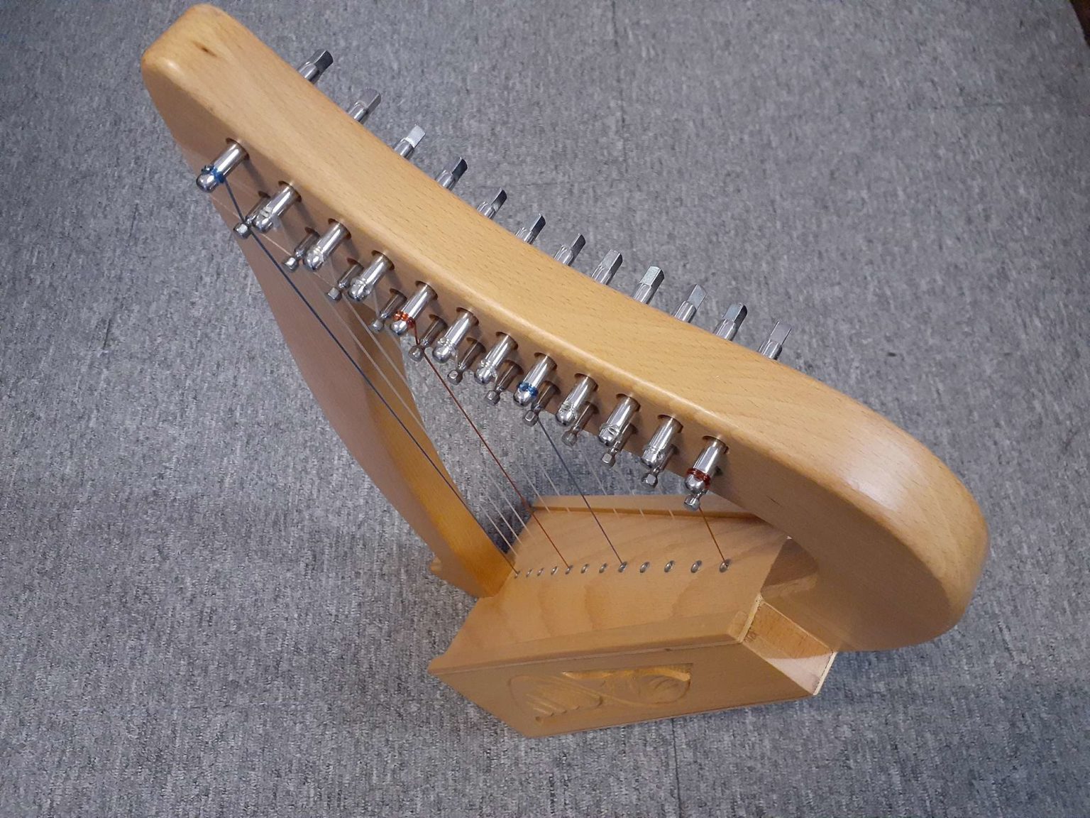 Baby Harp - 12 String Carved Harp w/bag | Payton - Music City Cairns